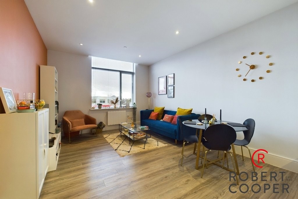 Field End Road, Eastcote, Middlesex, 1 bedroom, First Floor Flat