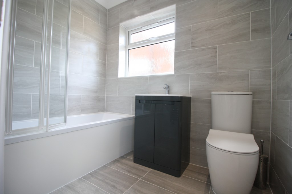 Eastcote Road, Pinner, 3 bedroom, Semi Detached House